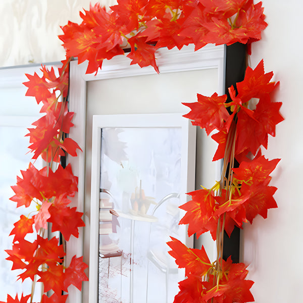 Red Maple Leaf Artificial Garland Wall Decor - VANRINA